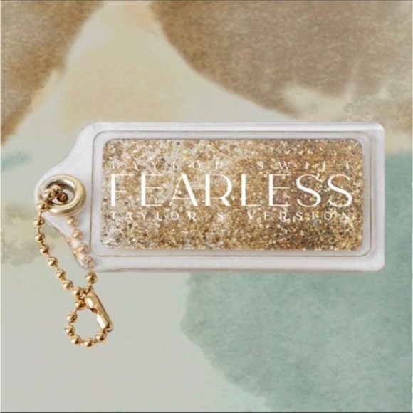 Taylor Swift | Accessories | New Taylor Swift Fearless Taylors Version ...